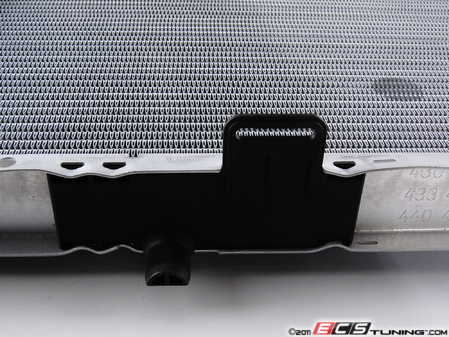 Genuine Mercedes Benz - 2025007803 - RADIATOR