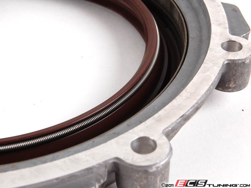 Genuine BMW - 11141436109 - Rear Crankshaft Cover - With Seal (11-14-1 ...