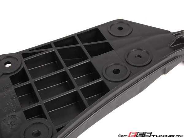 Genuine Volkswagen Audi - 8d0807283 - Front Bumper Cover Guide - Left ...