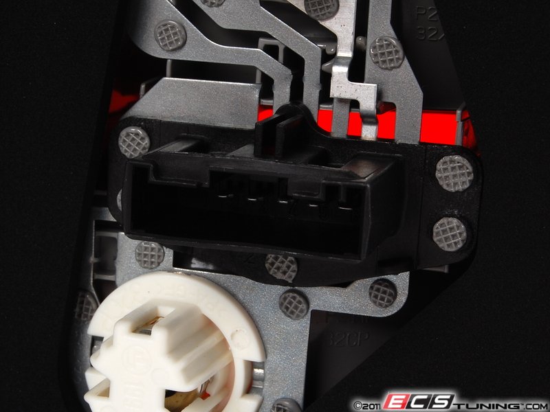 Genuine BMW - 63217158392 - Outer Tail Light - Right (63-21-7-158-392)