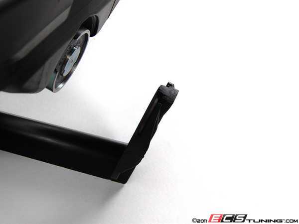 Genuine BMW - 51117178119 - Bumper Grille - Center (51-11-7-178-119)