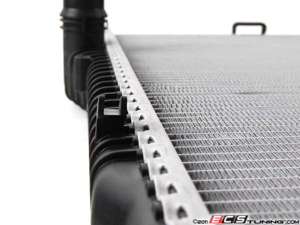 Genuine BMW - 17101439101 - Radiator (17-10-1-439-101)