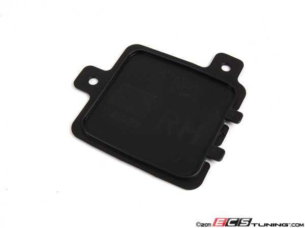 Genuine BMW - 51717163282 - Front Air Duct Cover - Right (51-71-7-163-282)