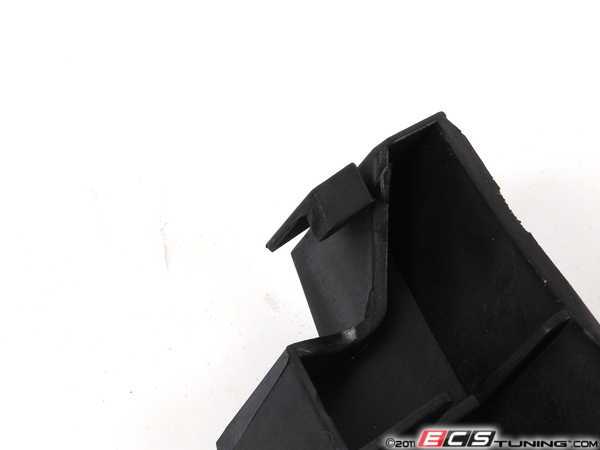 Genuine BMW - 51117157987 - E70 X5 Outer Front Bumper Mounting Bracket ...