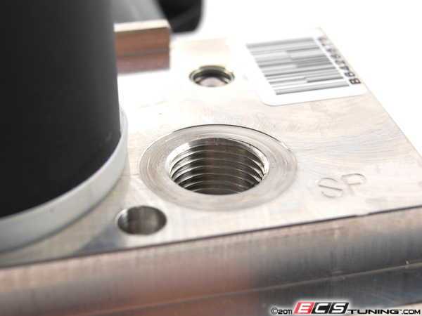 Genuine Mercedes Benz - 2203201258 - Control Valve Block For Active ...