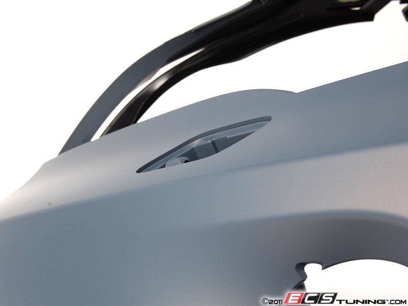 Genuine BMW - 51657178399 - Front Fender - Left (51-65-7-178-399)