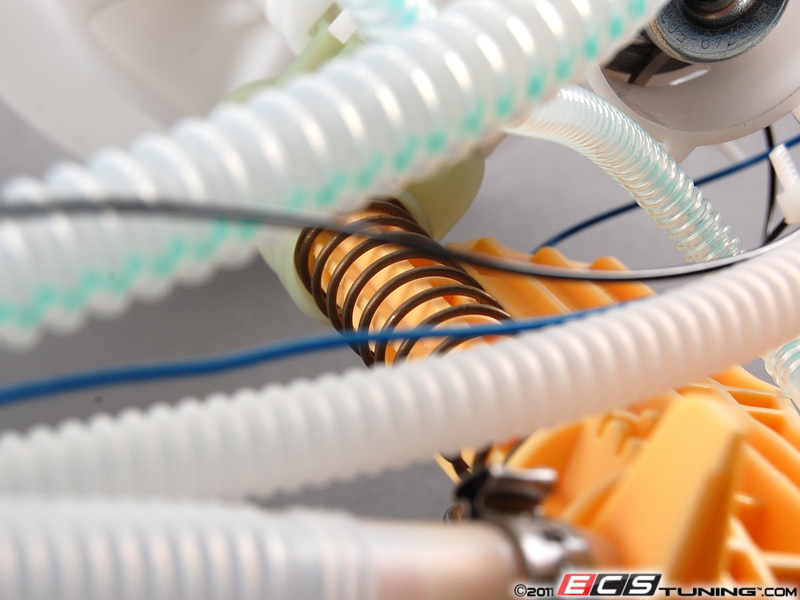 Genuine Mercedes Benz - 2514700090 - Fuel Filter Assembly