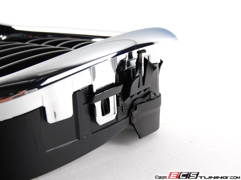 Genuine BMW - 51132497262 - Kidney Grille - Right (51-13-2-497-262)