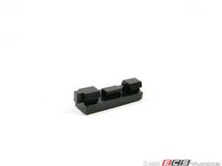 Genuine BMW - 51138157203 - Supporting Clip For Rear Window Trim - Rear ...