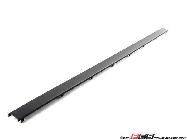 Genuine BMW - 51128159376 - Rear Bumper Moulding - center (51-12-8-159-376)