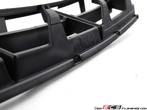 Genuine BMW - 51118235671 - Front Bumper Grille (51-11-8-235-671)