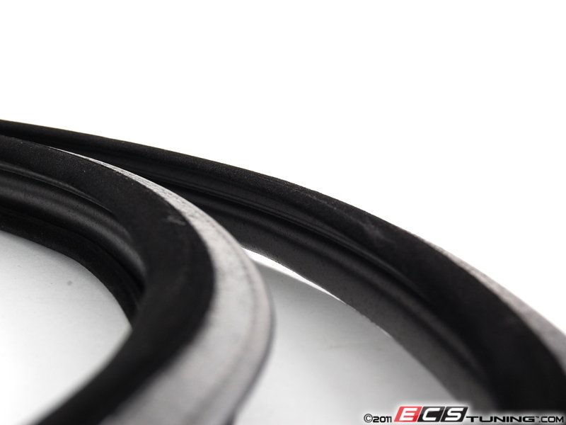 Genuine BMW - 51718174758 - BMW Weather Stripping (51-71-8-174-758)