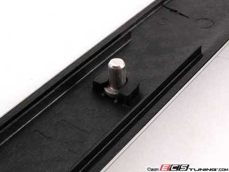 Genuine BMW - 51457047155 - Aluminum Front Door Trim - Left (51-45-7 ...