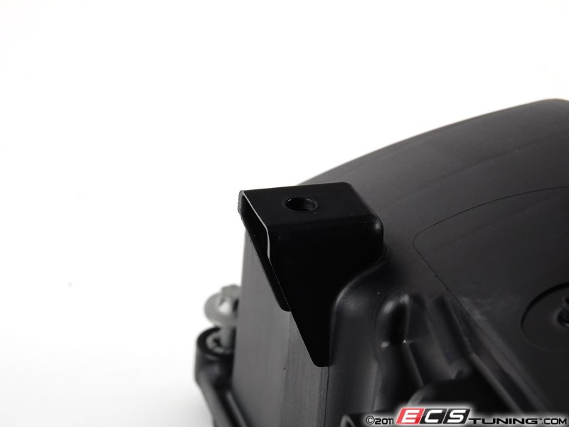 Genuine BMW - 11127565284 - Valve Cover - N54 (11-12-7-565-284)