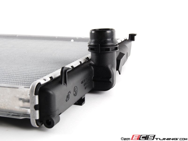 Genuine BMW - 17119071517 - Radiator - Manual (17-11-9-071-517)