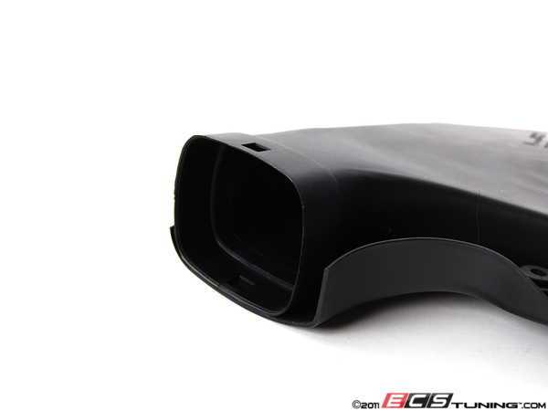 Genuine BMW - 13711437100 - E53 Air Intake Housing (13-71-1-437-100)