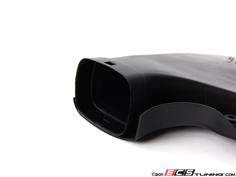 Genuine BMW - 13711437100 - E53 Air Intake Housing (13-71-1-437-100)