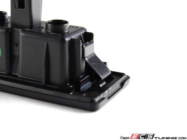 Genuine Volkswagen Audi - 4G0943021A - LED License Plate Light Assembly ...
