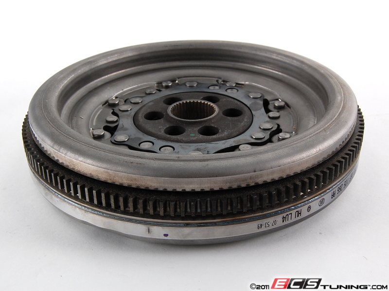Genuine Volkswagen Audi - 06F105266AA - Dual Mass Flywheel (06F 105 266 AA)