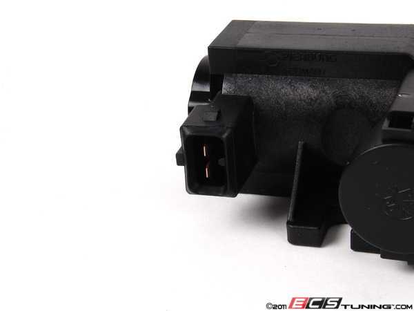 Genuine BMW - 11747626351 - Pneumatic Wastegate Actuator (11-74-7-626-351)