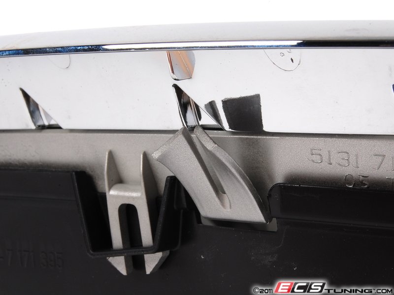 Genuine BMW - 51137185223 - Front Grill - Left - Titan (51-13-7-185-223)