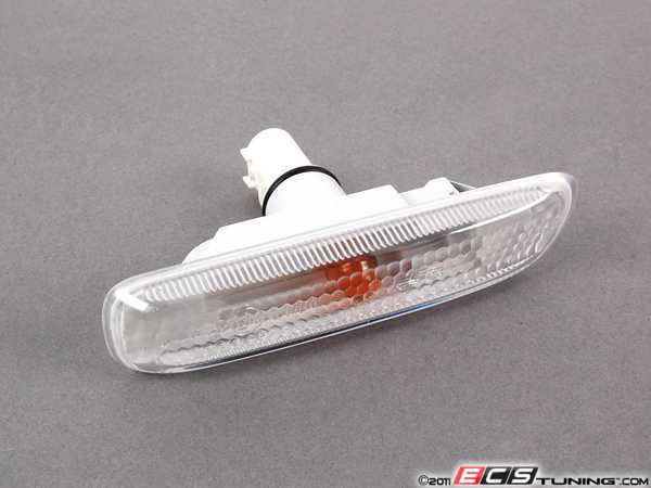 Genuine BMW - 63132228592 - Clear Fender Side Marker - Right (63-13-2 ...