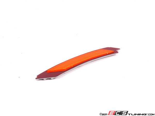 Genuine BMW - 63147205397 - Front Bumper Reflector - Left (63-14-7-205-397)