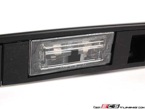 Genuine BMW - 51137170676 - E53 X5 Trunk Lid Grip (Black) (51-13-7-170-676)