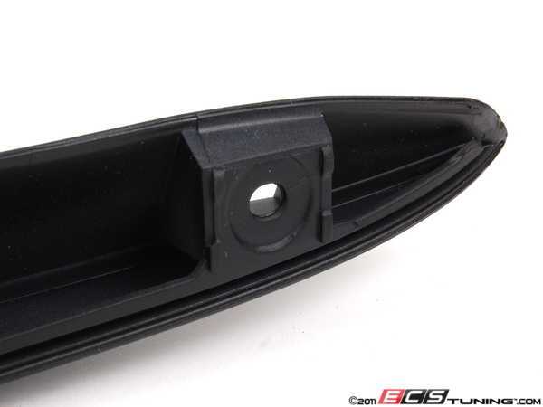 Genuine BMW - 51137170676 - E53 X5 Trunk Lid Grip (Black) (51-13-7-170-676)
