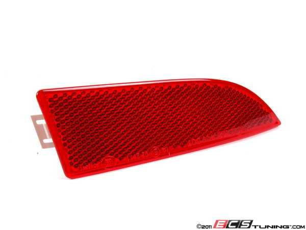 Genuine BMW - 63147162217 - Rear bumper reflector - left (63-14-7-162-217)