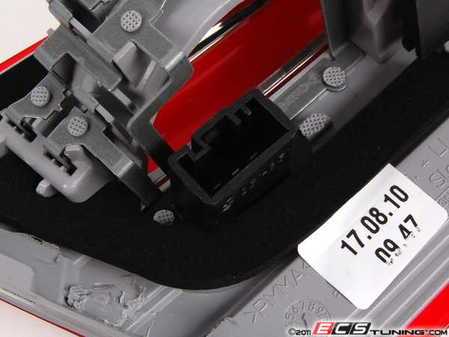 Genuine BMW - 63217252780 - Inner Tail Light - Right (63-21-7-252-780)