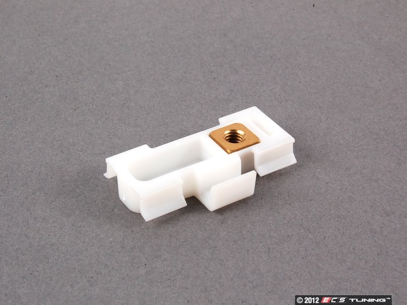 Genuine Volkswagen Audi - 8P3853825 - CLIP (8P3 853 825)