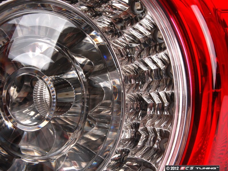 Genuine Volkswagen Audi - 1Q0945096J - Outer Tail Light Assembly ...