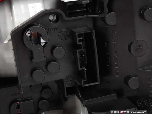 Genuine BMW - 63217273427 - Tail Light - Left (63-21-7-273-427)