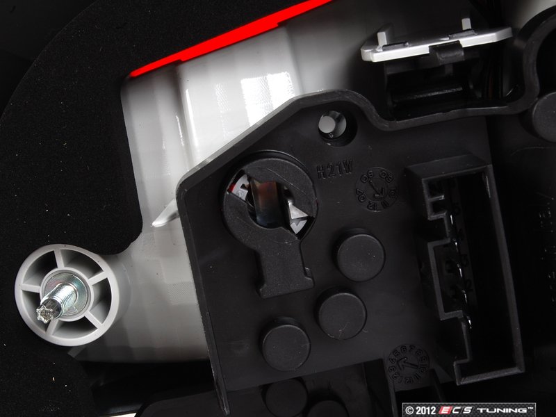 Genuine BMW - 63217273427 - Tail Light - Left (63-21-7-273-427)