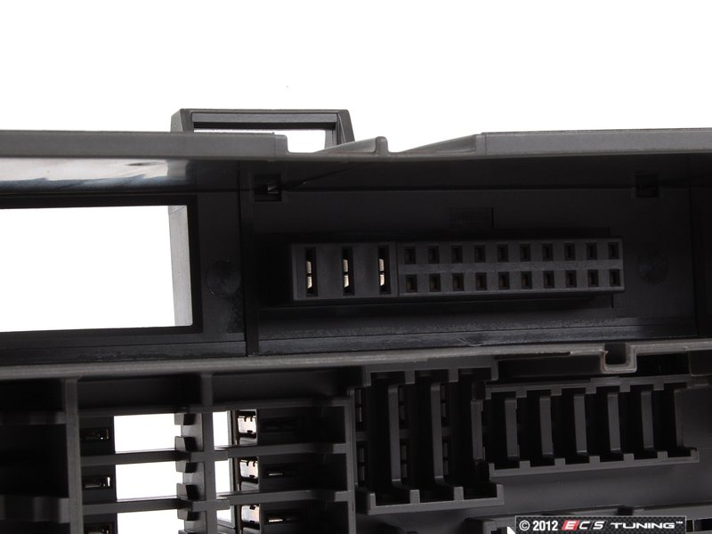 Genuine BMW - 61149119447 - Power Distribution Box - Front (61-14-9-119 ...