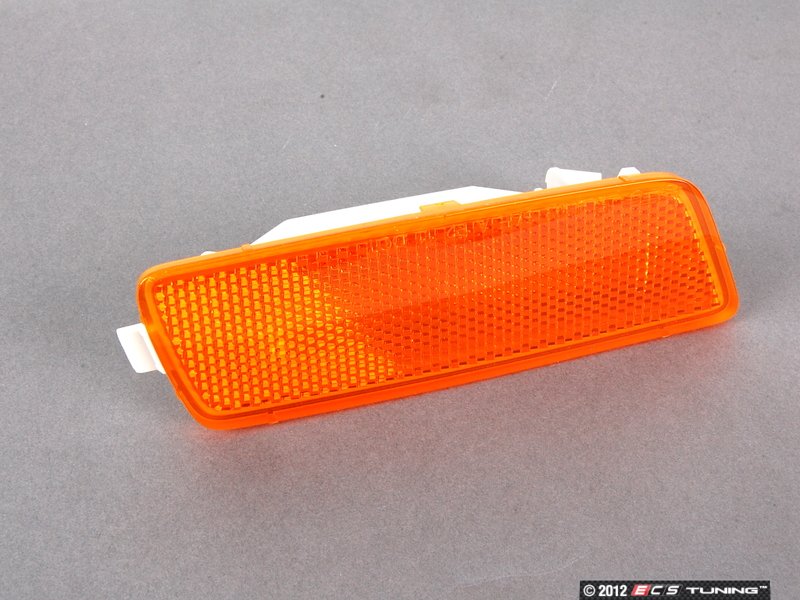 Genuine Volkswagen Audi - 1K5945072B - Side Marker - Right (1K5 945 072 B)