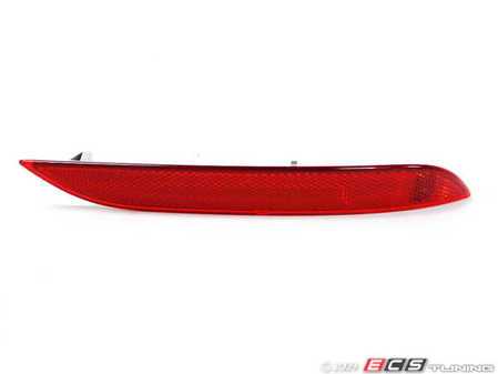 Genuine BMW - 63146915040 - Rear Bumper Reflector - Right (63-14-6-915-040)