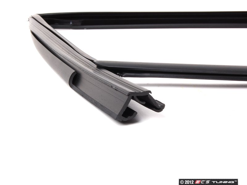 Genuine Volkswagen Audi - 1J4837432AB41 - Front Window Channel - Right ...