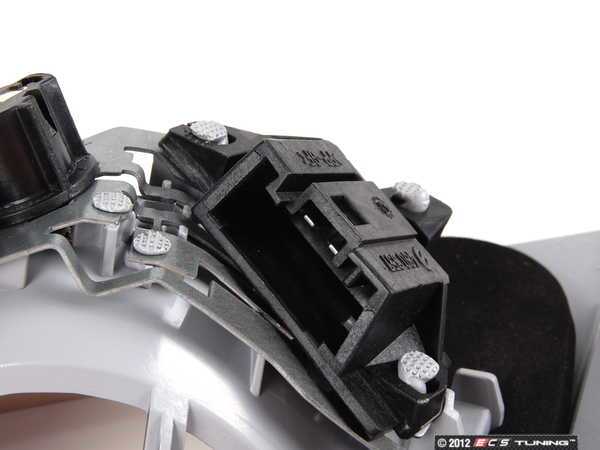 Genuine BMW - 63217162299 - Inner Tail Light - Left (63-21-7-162-299)