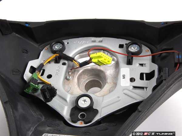 Genuine BMW M Performance - 32302212772 - BMW Performance Steering ...