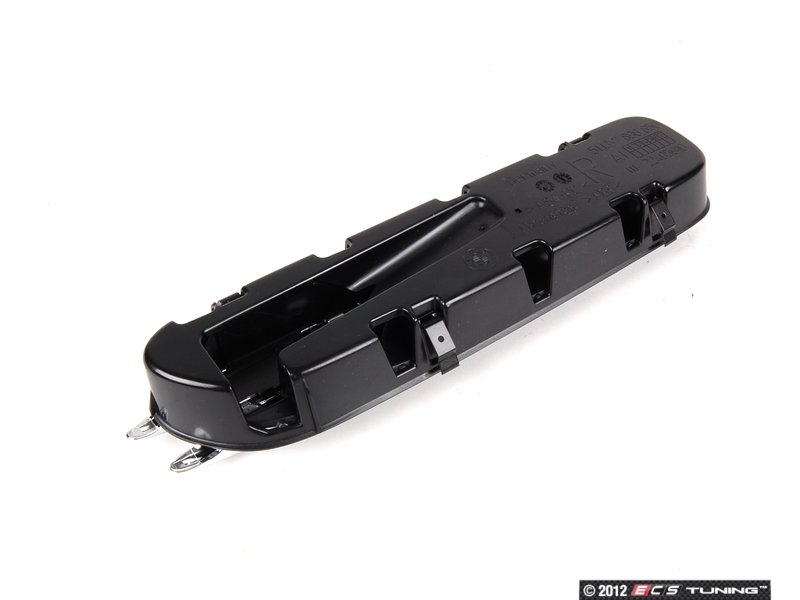 Genuine BMW - 51137896850 - E60 M5 Fender Grille - right (51-13-7-896-850)