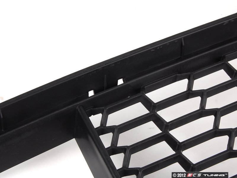 Genuine BMW - 51118047402 - Bumper Grill - Center (51-11-8-047-402)