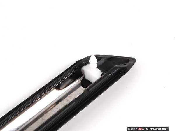Genuine BMW - 51131965105 - Rear Quarter Panel Molding - Left (51-13-1 ...