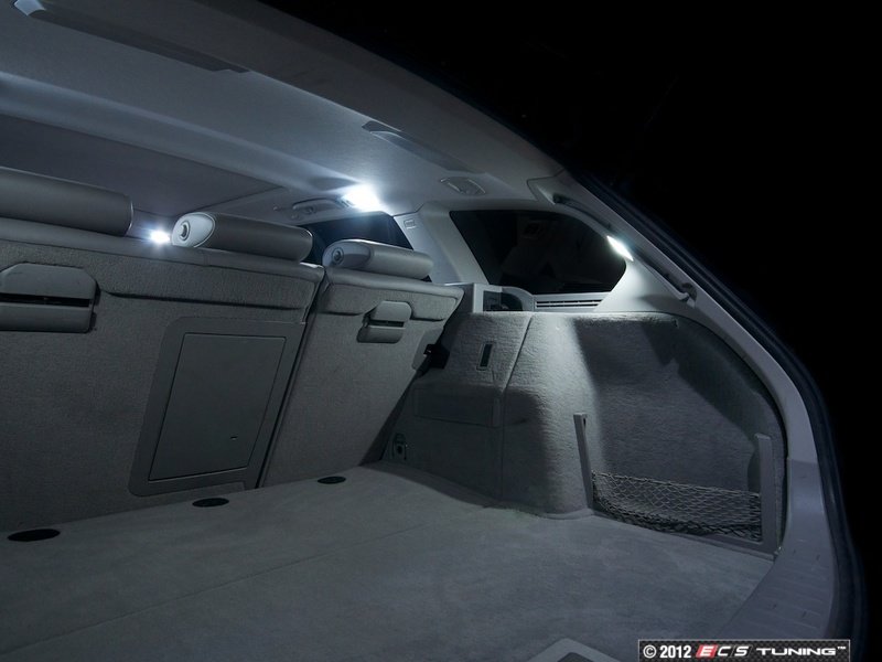 ECS News - BMW E91 LED Interior Lighting Kit