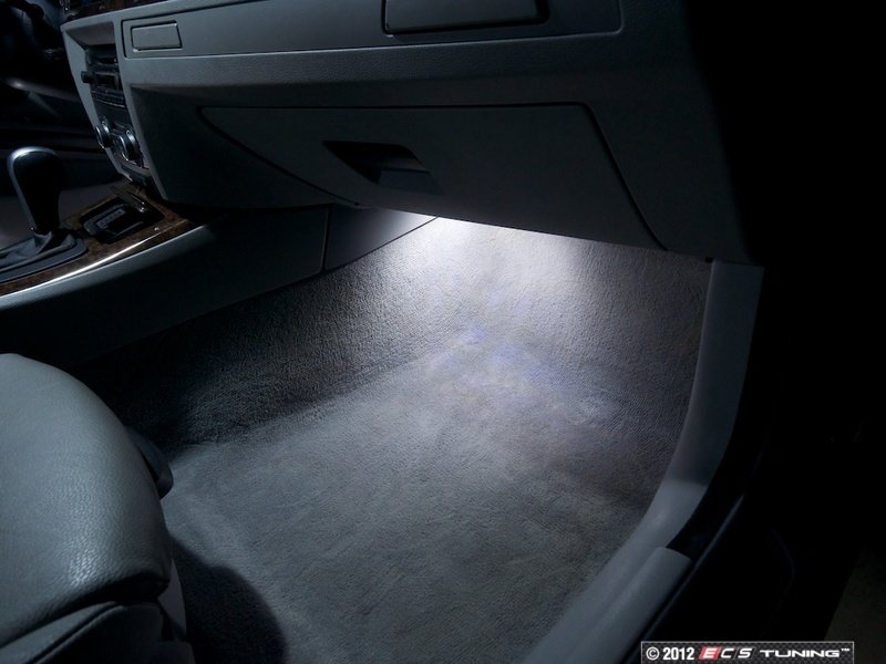 ECS News - BMW E91 LED Interior Lighting Kit