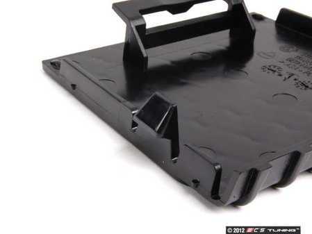 Genuine BMW - 51117008823 - Lower Honeycomb Grille Panel (51-11-7-008-823)