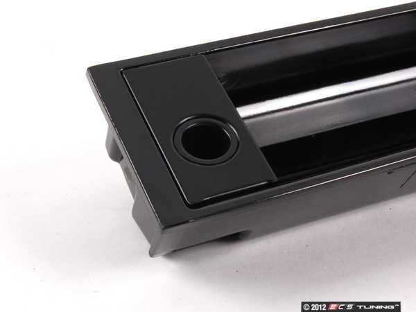 Genuine BMW - 51168402967 - E53 Ash tray insert (51-16-8-402-967)