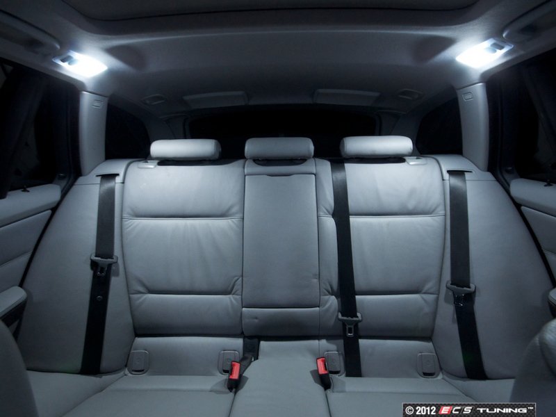 ECS News - BMW E91 LED Interior Lighting Kit