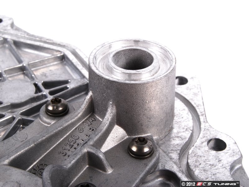 Genuine MINI - 11142463752 - Timing End Cover With Oil Pump (11-14-2 ...